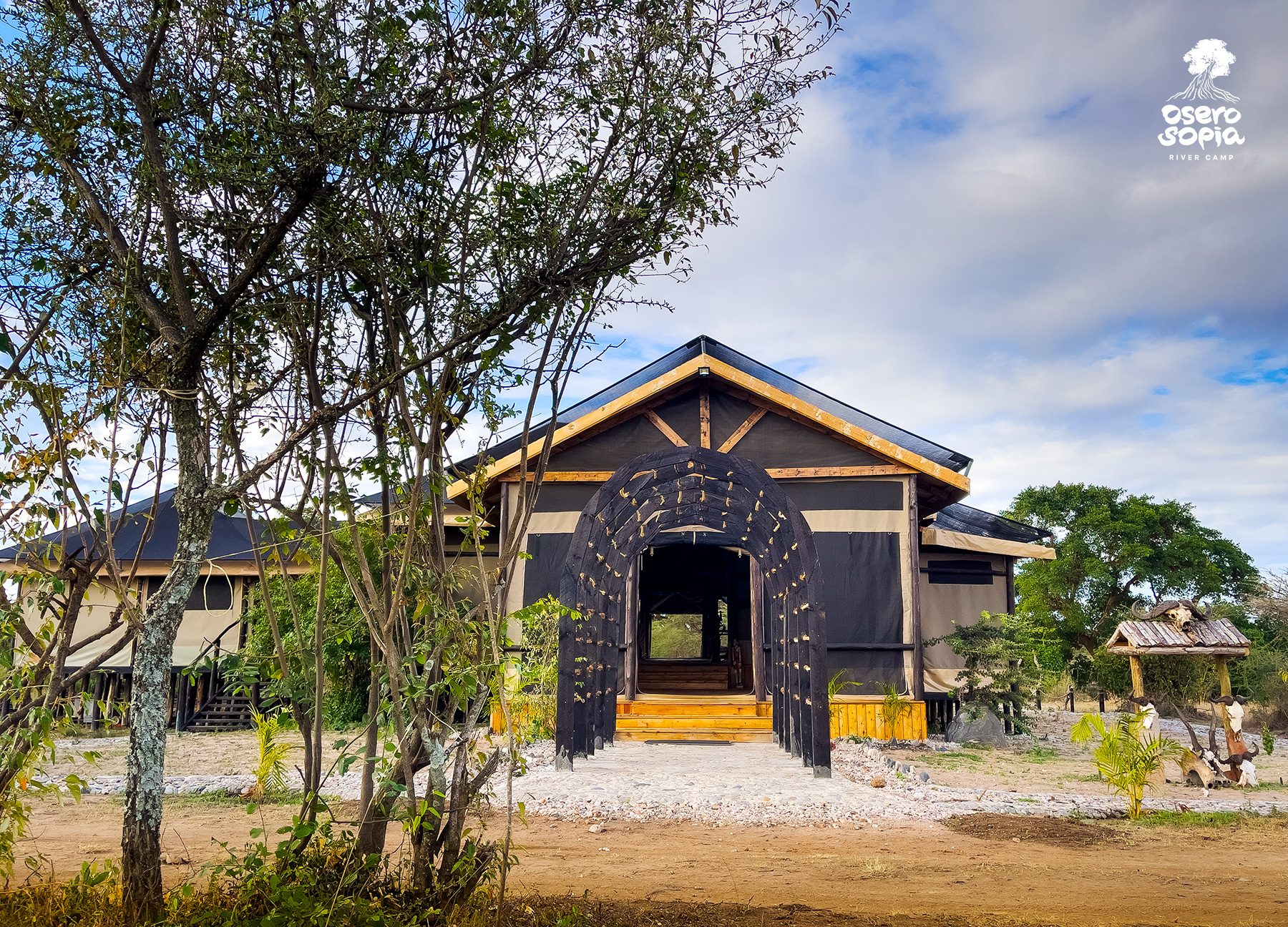 About Us – Osero Sopia River Camp